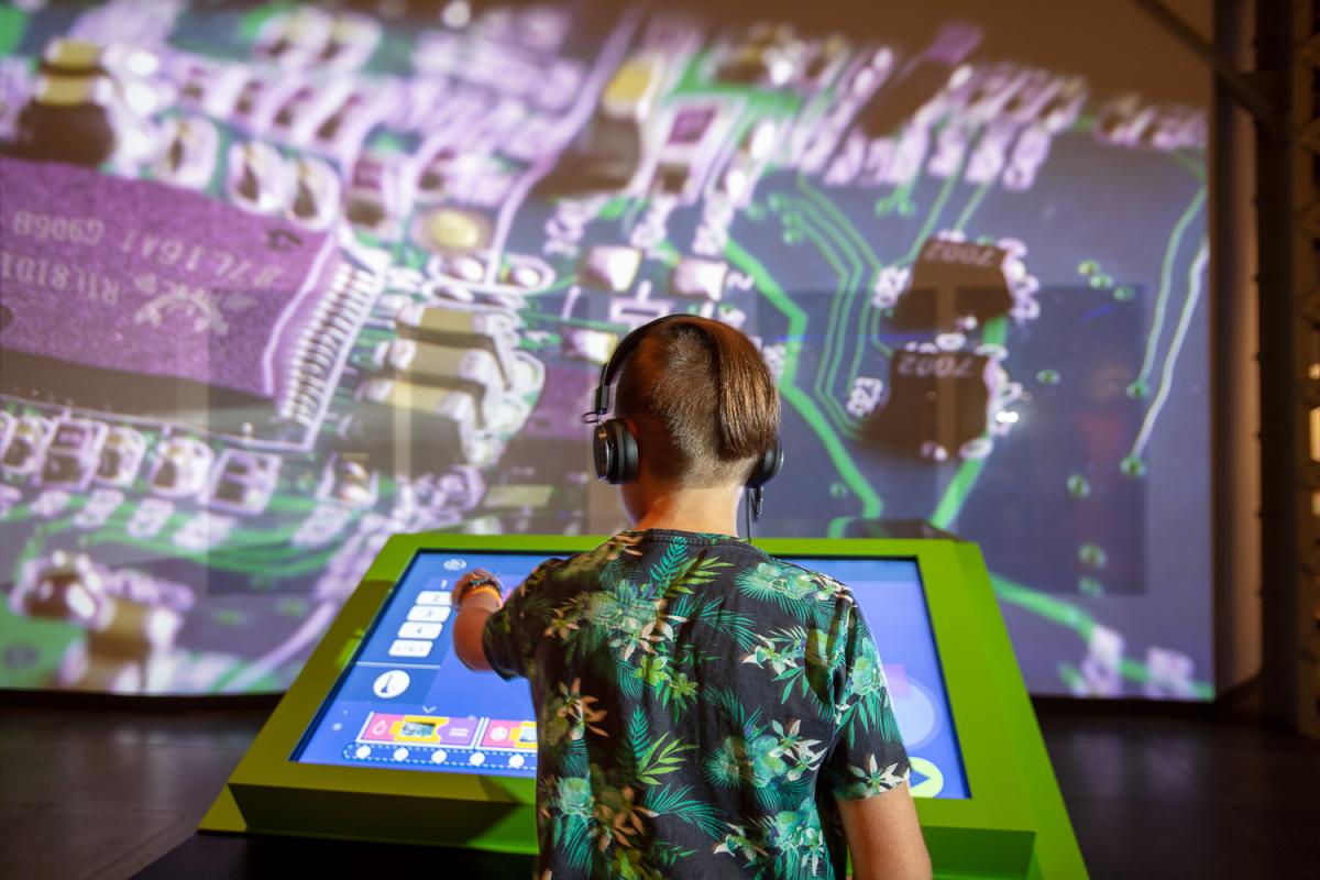 Explore - Life-Sized Science | Montreal Science Centre