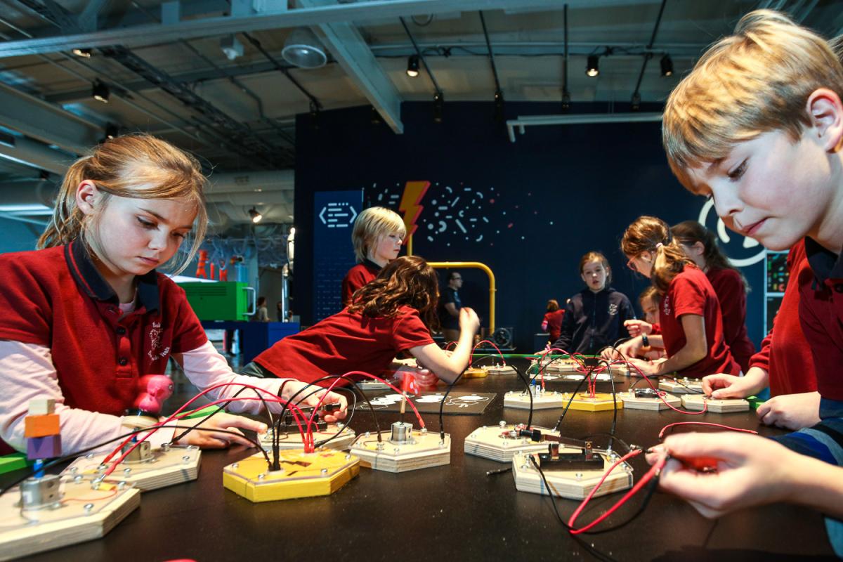 Day Camps | Montreal Science Centre